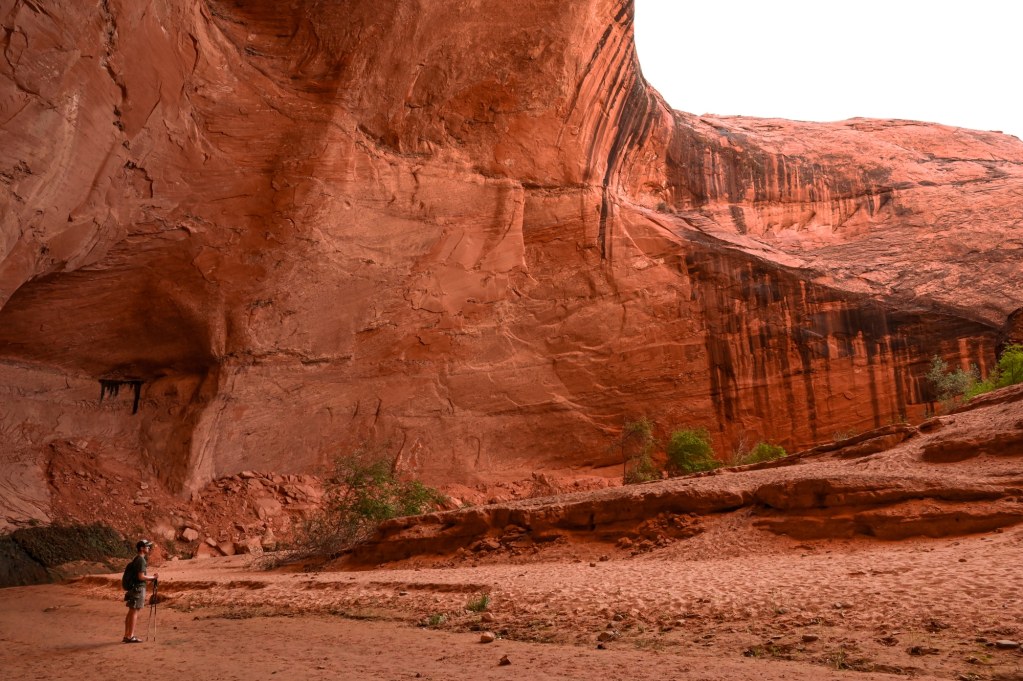 How to Day Hike to Jacob Hamblin Arch in Coyote Gulch