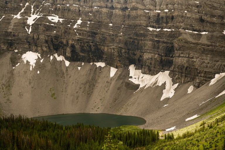 16 Amazing Hikes in Banff (& Yoho): Easy to Hard