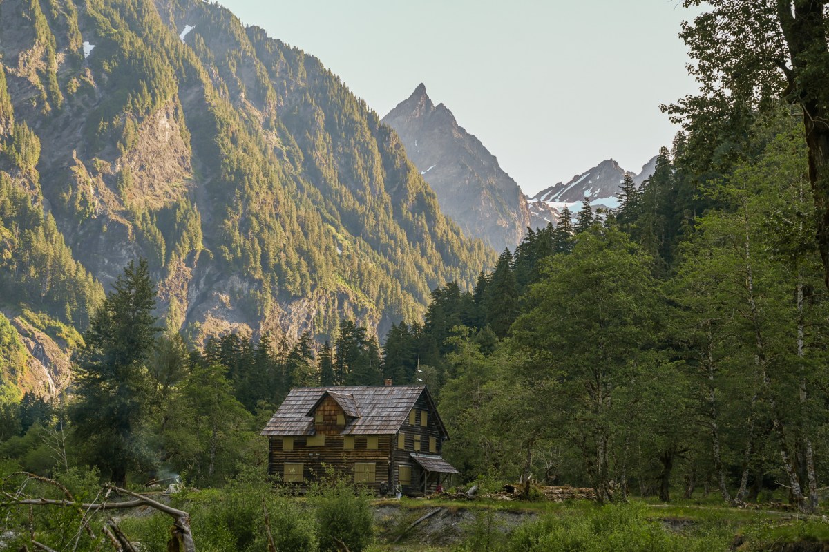 Enchanted Valley in Olympic National Park: Backpacking Guide
